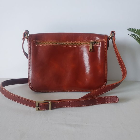 Divina Firenze | Bags | Divina Firenze Lola Handmade Leather Crossbody ...